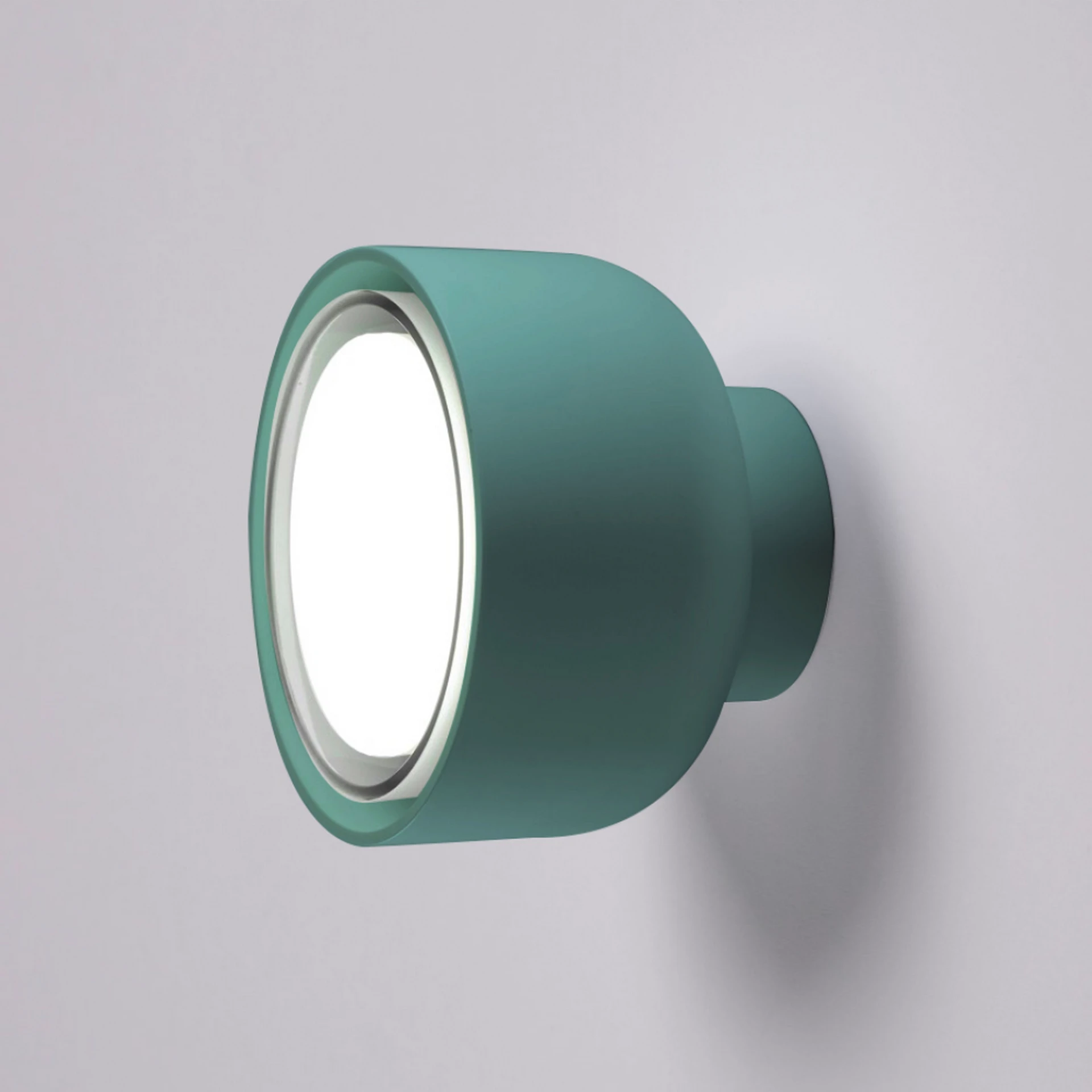 Vivida + Plus - Vivida International